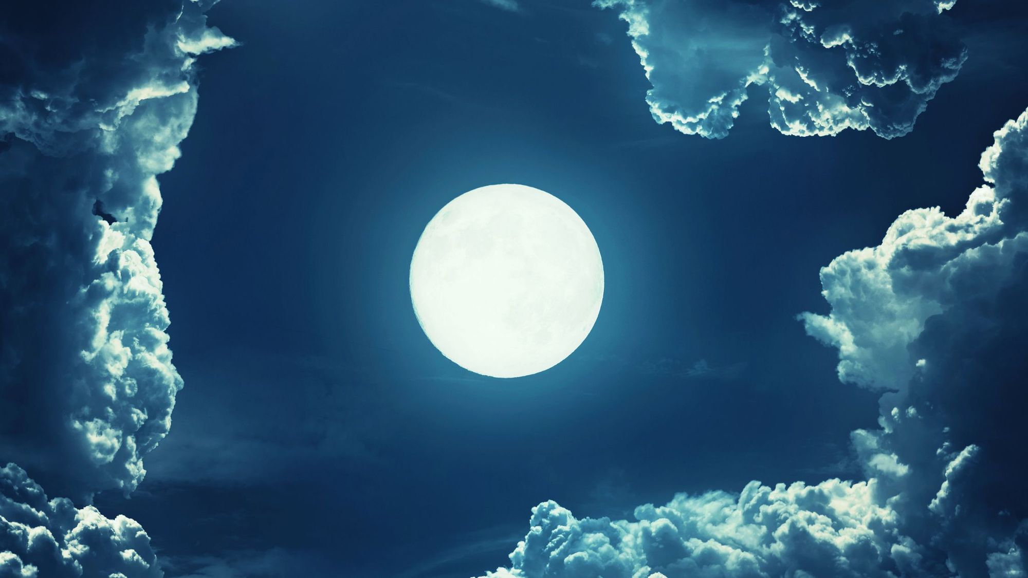 5 Interesting Myths About The Moon - CircleDNA